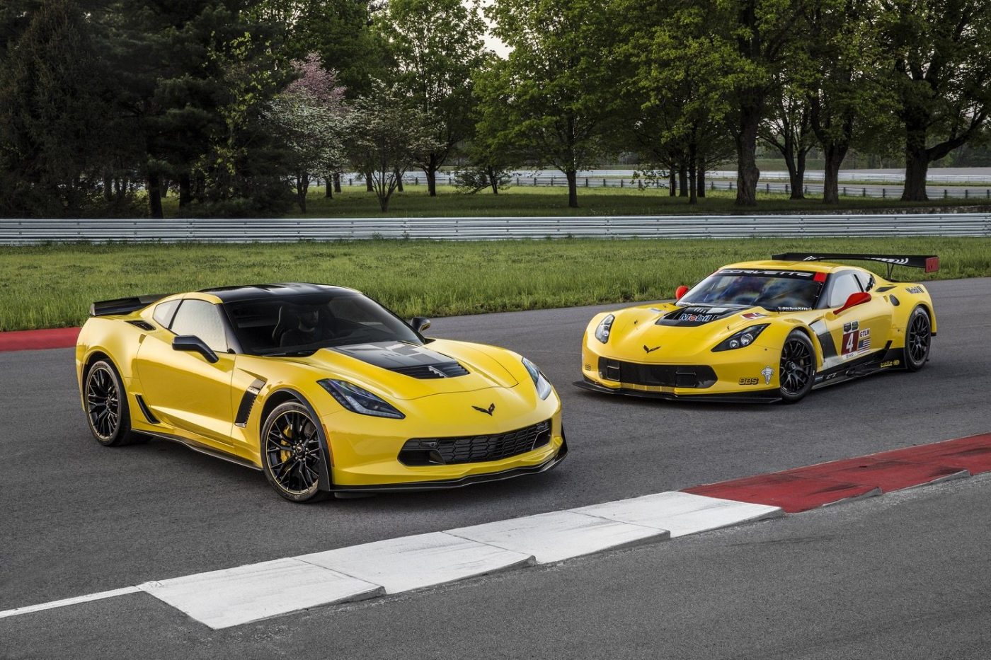 Corvette Z06 - The Cars. The Speed. The Ultimate Guide