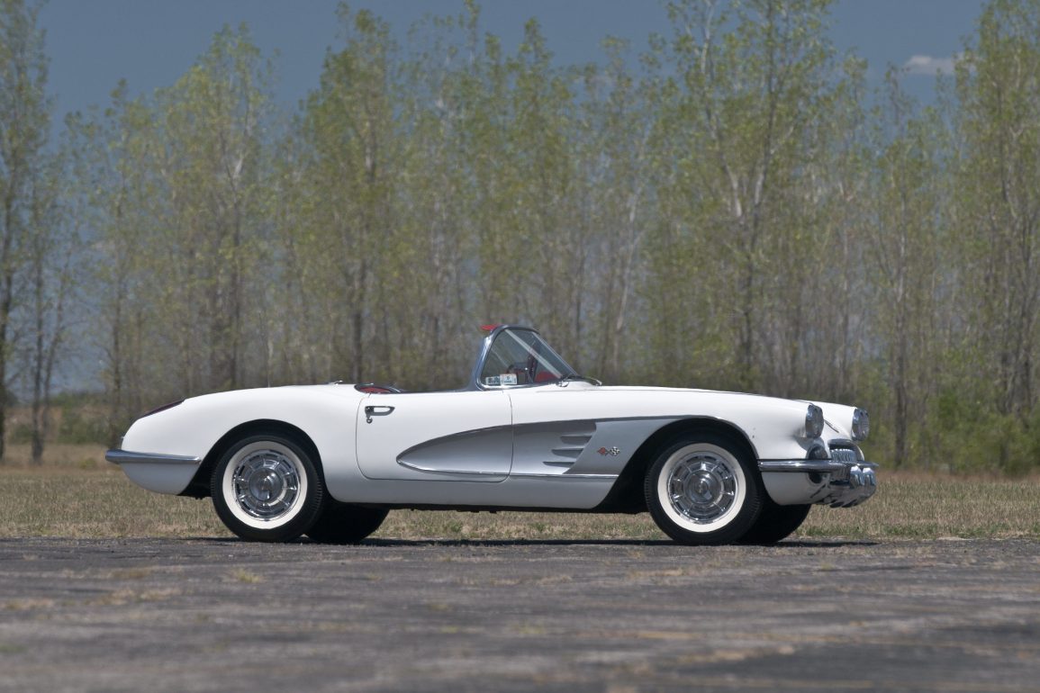 1960 C1 Corvette | Image Gallery & Pictures