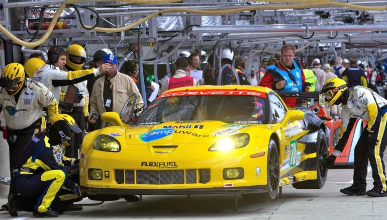 Introducing the 2011 C6.R racing teams