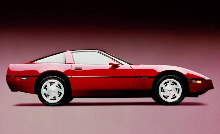 1990 C4 Corvette | Image Gallery & Pictures