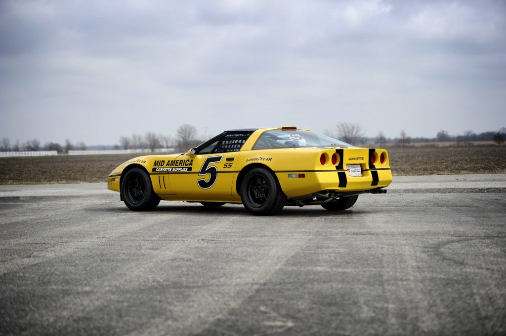 1987 C4 Corvette | Image Gallery & Pictures