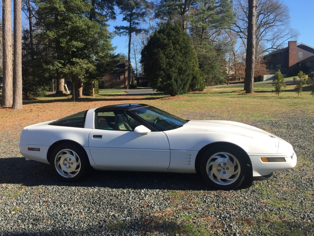 1994 C4 Corvette | Image Gallery & Pictures