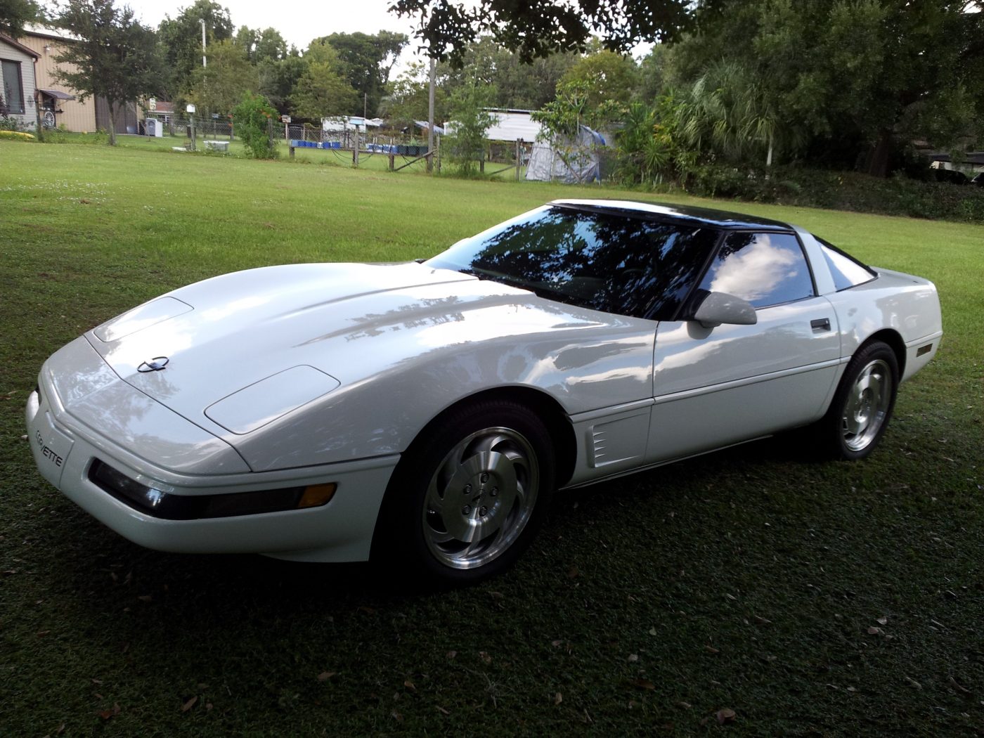 1995 C4 Corvette | Image Gallery & Pictures