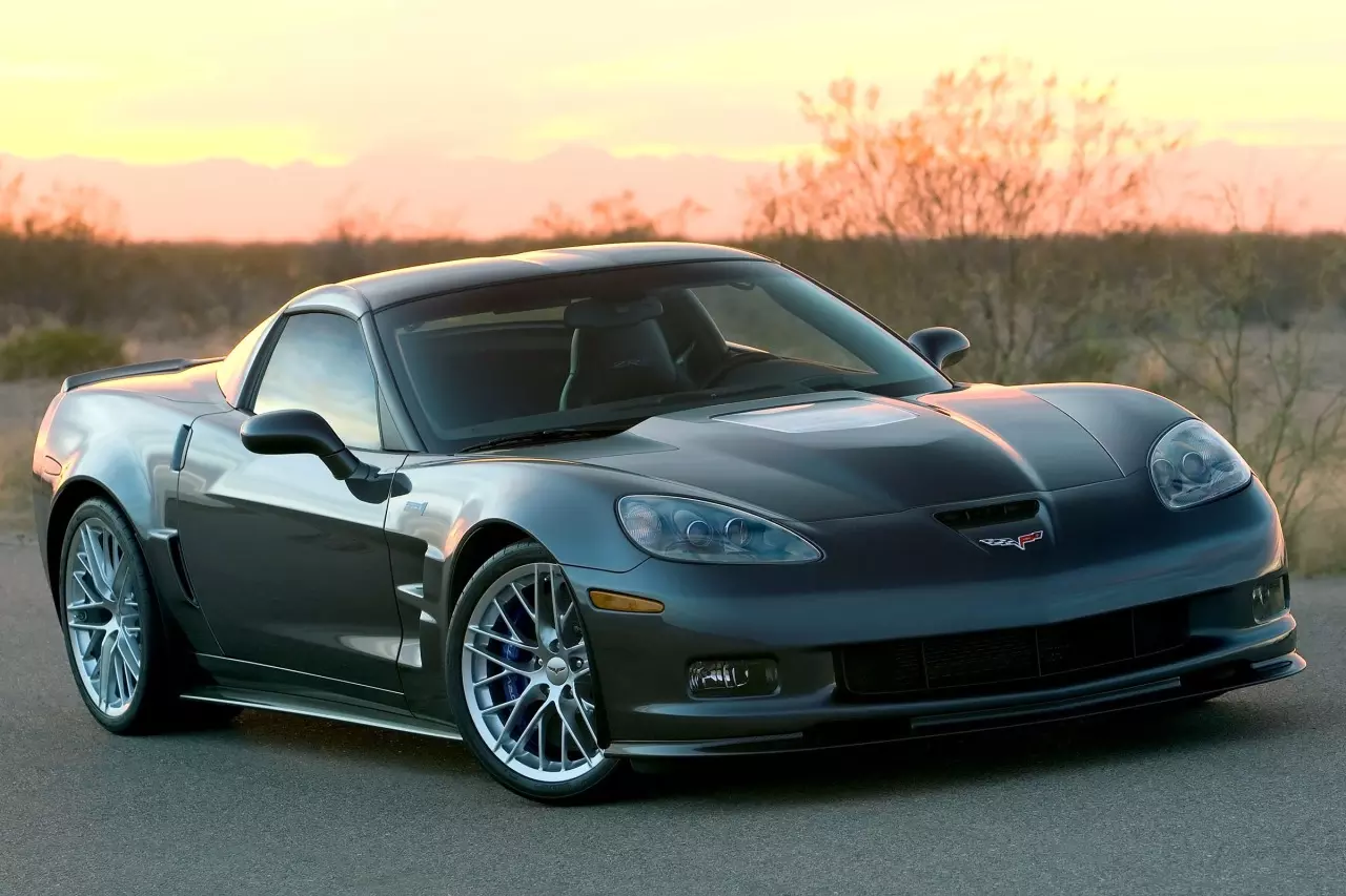 2013_chevrolet_corvette_coupe_zr1_fq_oem_1_1280 | | CorvSport.com