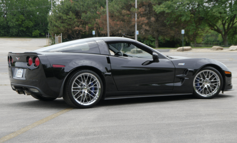2011 Chevrolet Corvette ZR1 | Image Gallery & Pictures