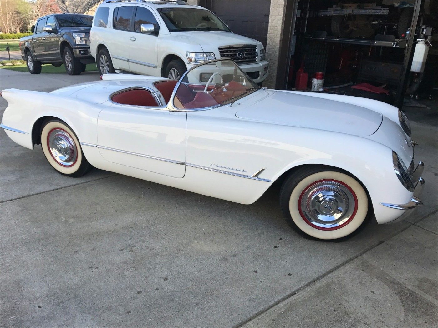 1954 C1 Corvette | Image Gallery & Pictures