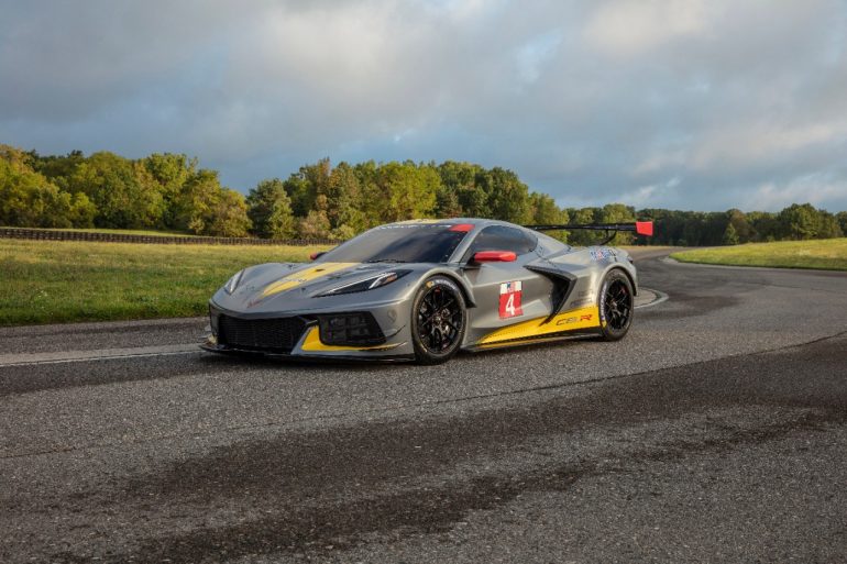 CHEVROLET DEBUTS MID-ENGINE C8.R FOR NEXT RACING SEASON