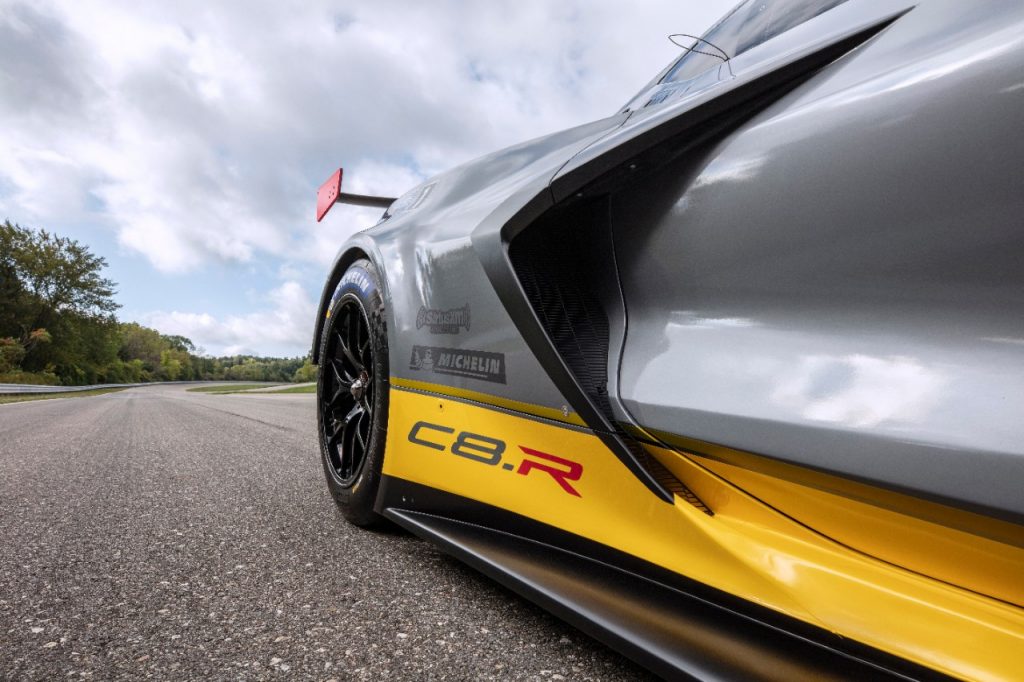 CHEVROLET DEBUTS MID-ENGINE C8.R FOR NEXT RACING SEASON