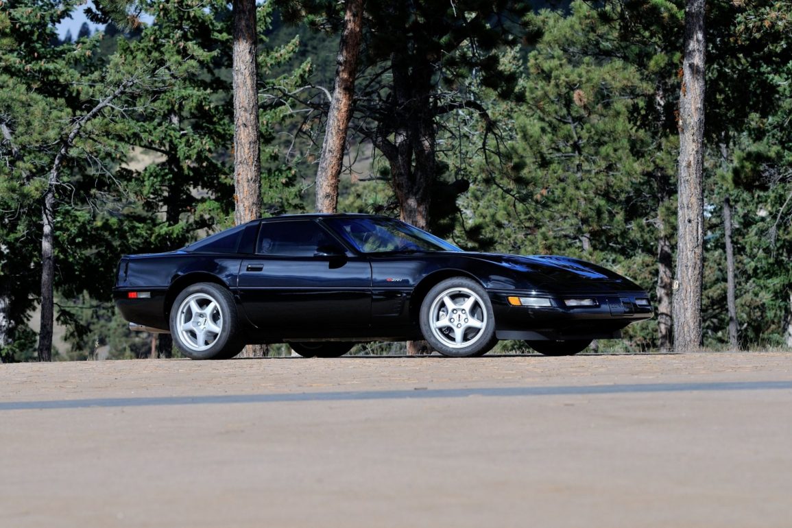 C4 Corvette Colors Archives - CorvSport.com