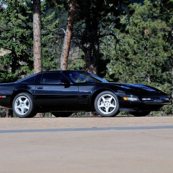 Turquoise 1991 Chevrolet Corvette