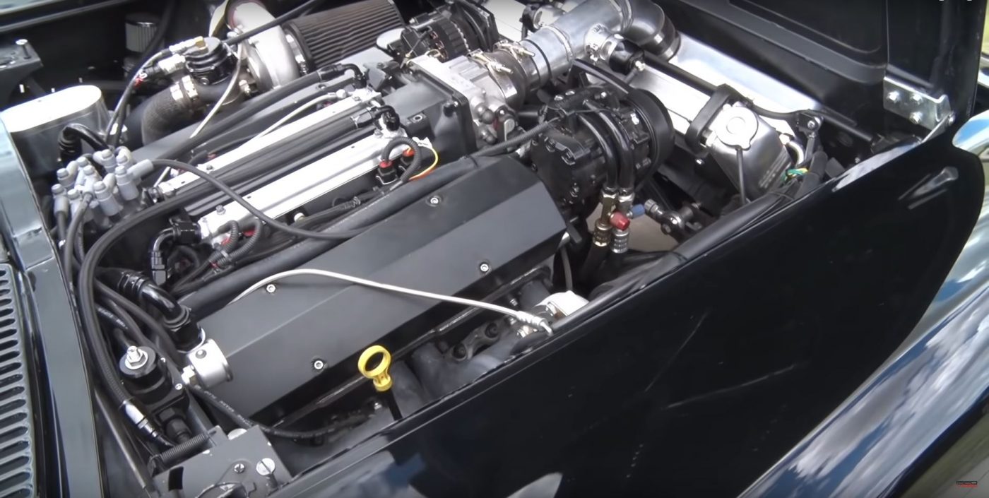 A 1967 Corvette C2 Drag Racing Car With A Secret Weapon