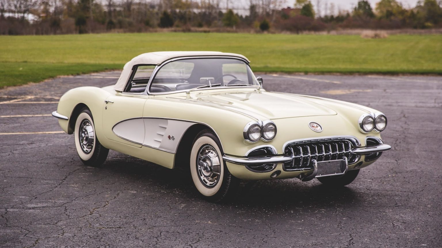 Classic Cream 1959 Chevrolet Corvette