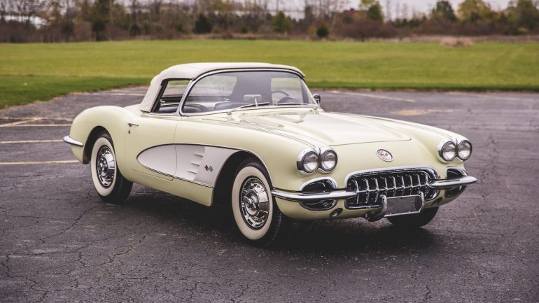 Classic Cream 1959 Chevrolet Corvette