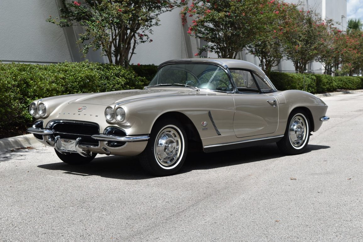 Fawn Beige 1963 Chevrolet Corvette