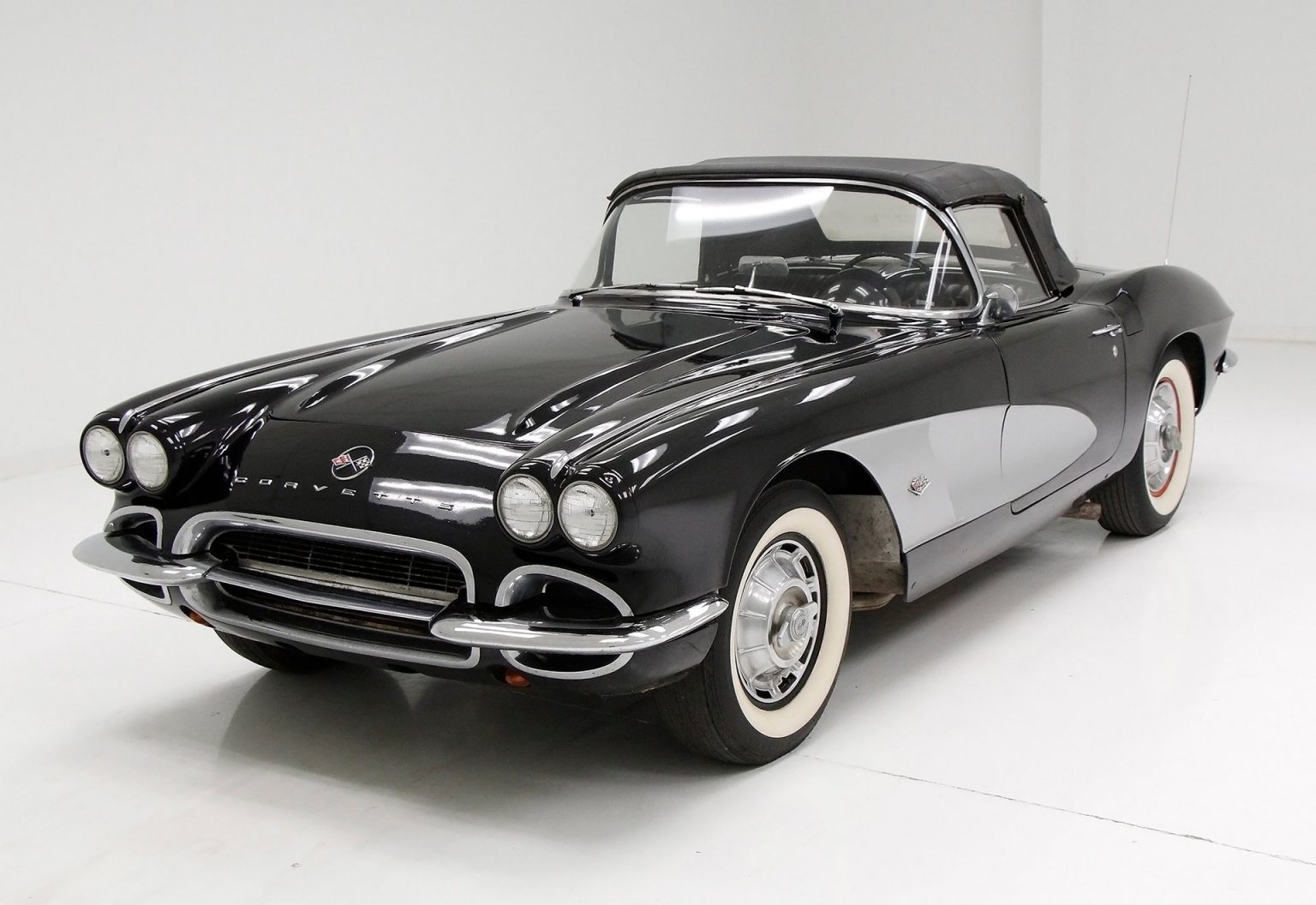 Tuxedo Black 1962 Chevrolet Corvette