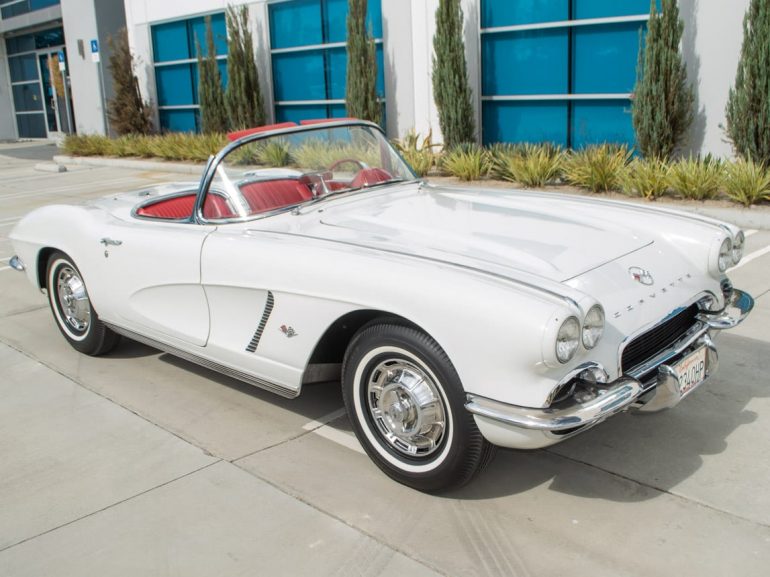 Ermine White 1962 Chevrolet Corvette