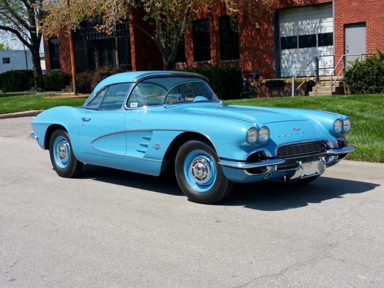Jewel Blue 1961 Chevrolet Corvette