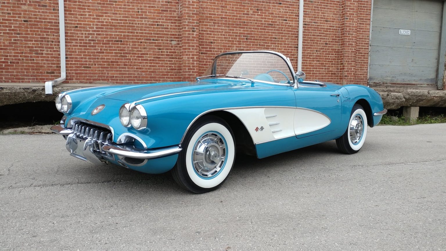 Tasco Turquoise 1960 Chevrolet Corvette
