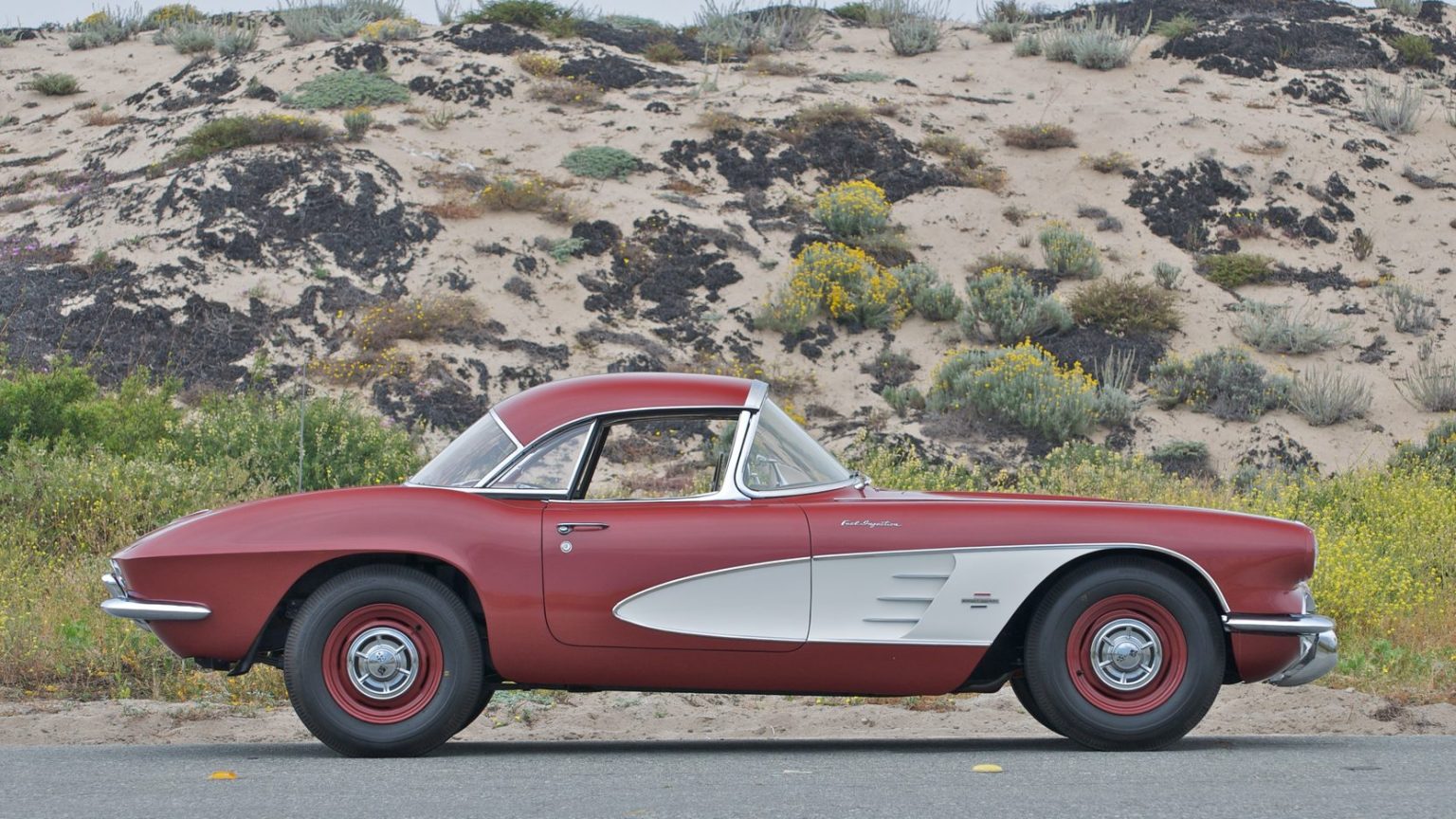 Honduras Maroon 1961 Chevrolet Corvette