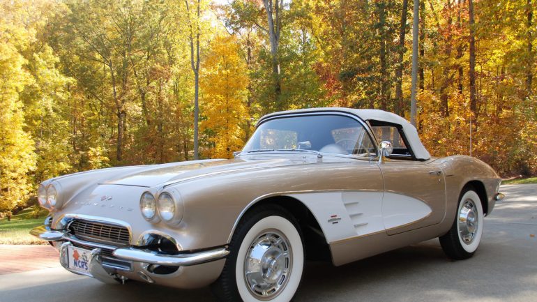 Fawn Beige 1961 Chevrolet Corvette