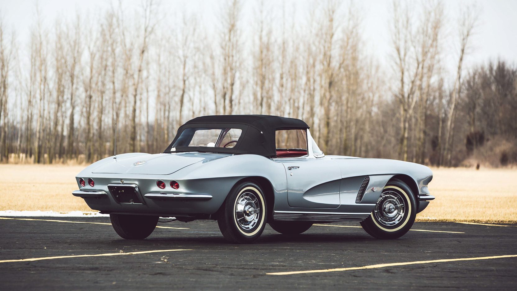 Sateen Silver 1962 Chevrolet Corvette