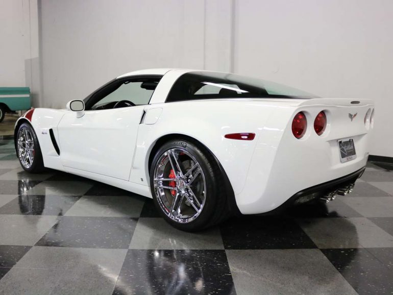Arctic White 2007 Chevrolet Corvette