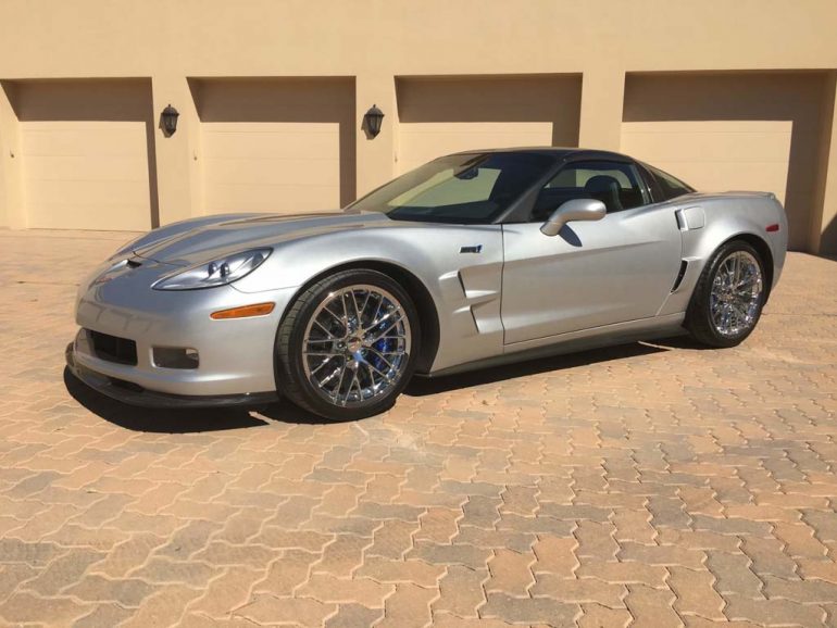 Blade Silver 2010 Chevrolet Corvette