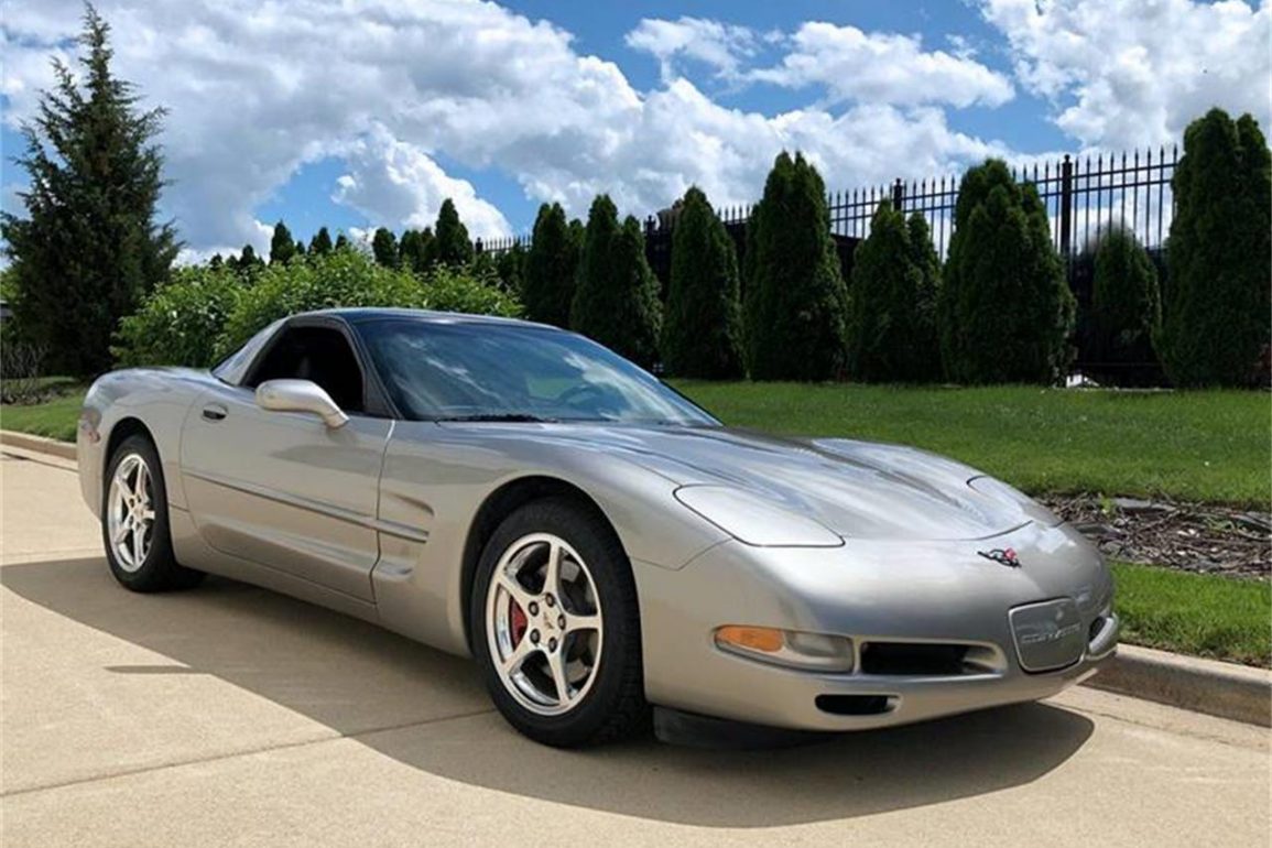 C5 Corvette - "A New Vision of Greatness"