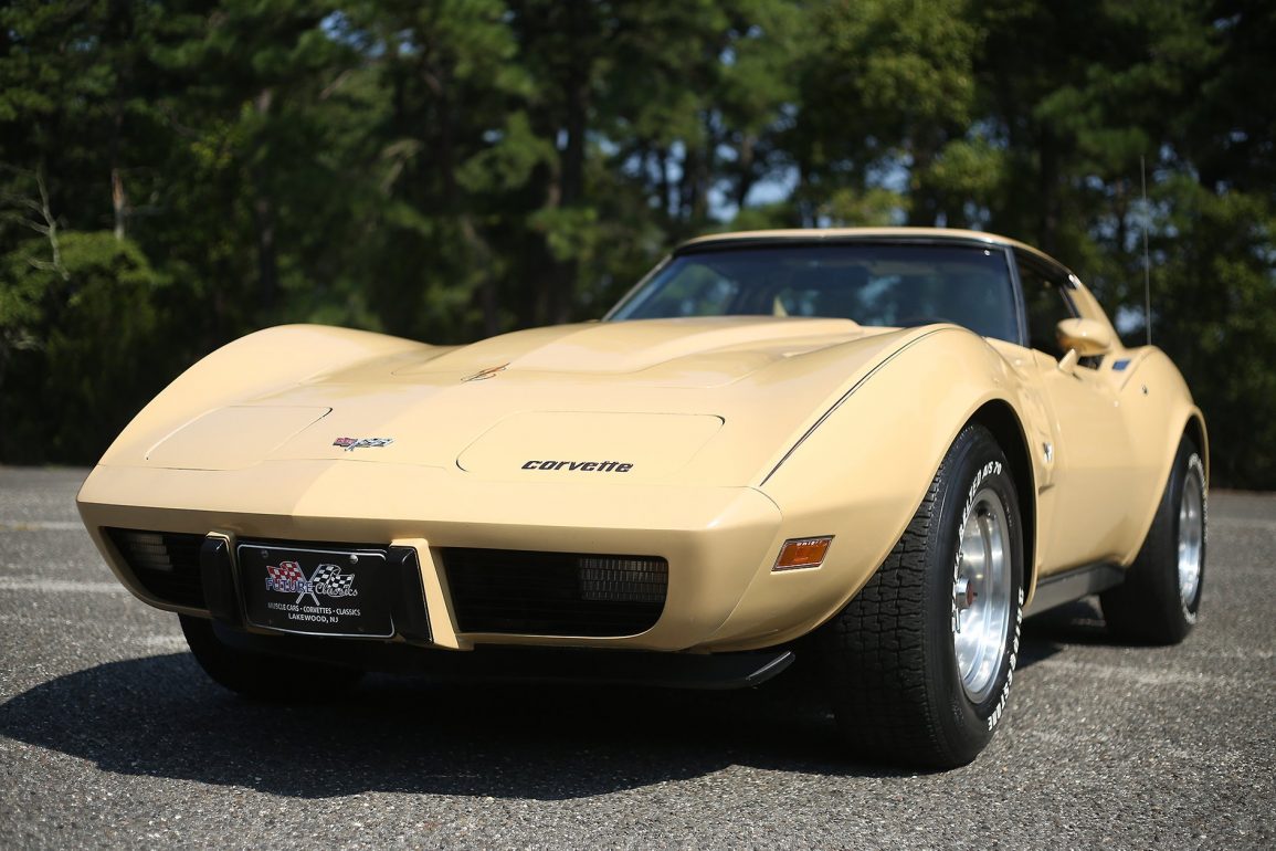 Corvette Specifications & Performance (Every Generation & Year)
