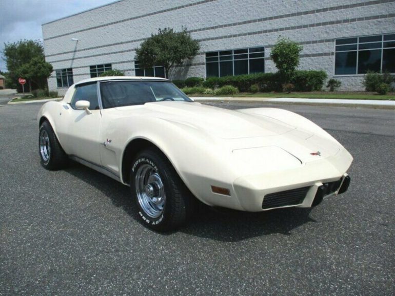 Frost Beige 1979 Chevrolet Corvette