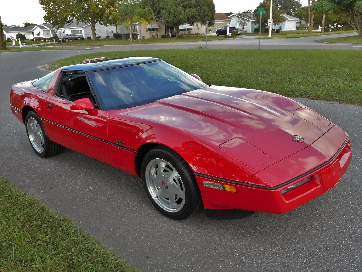 bright-red-1989-chevrolet-corvette