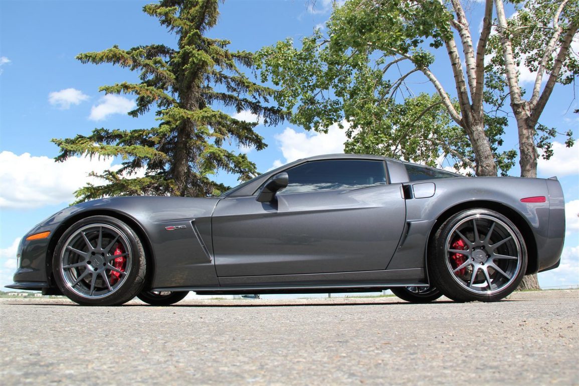 Blade Silver 2010 Chevrolet Corvette