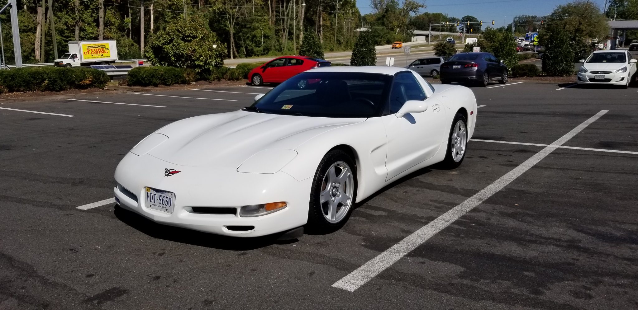 Arctic White 1997 Chevrolet Corvette