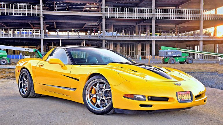 Milenium Yellow 2003 Chevrolet Corvette