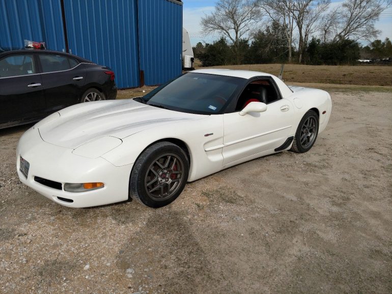 Speedway White 2002 Chevrolet Corvette