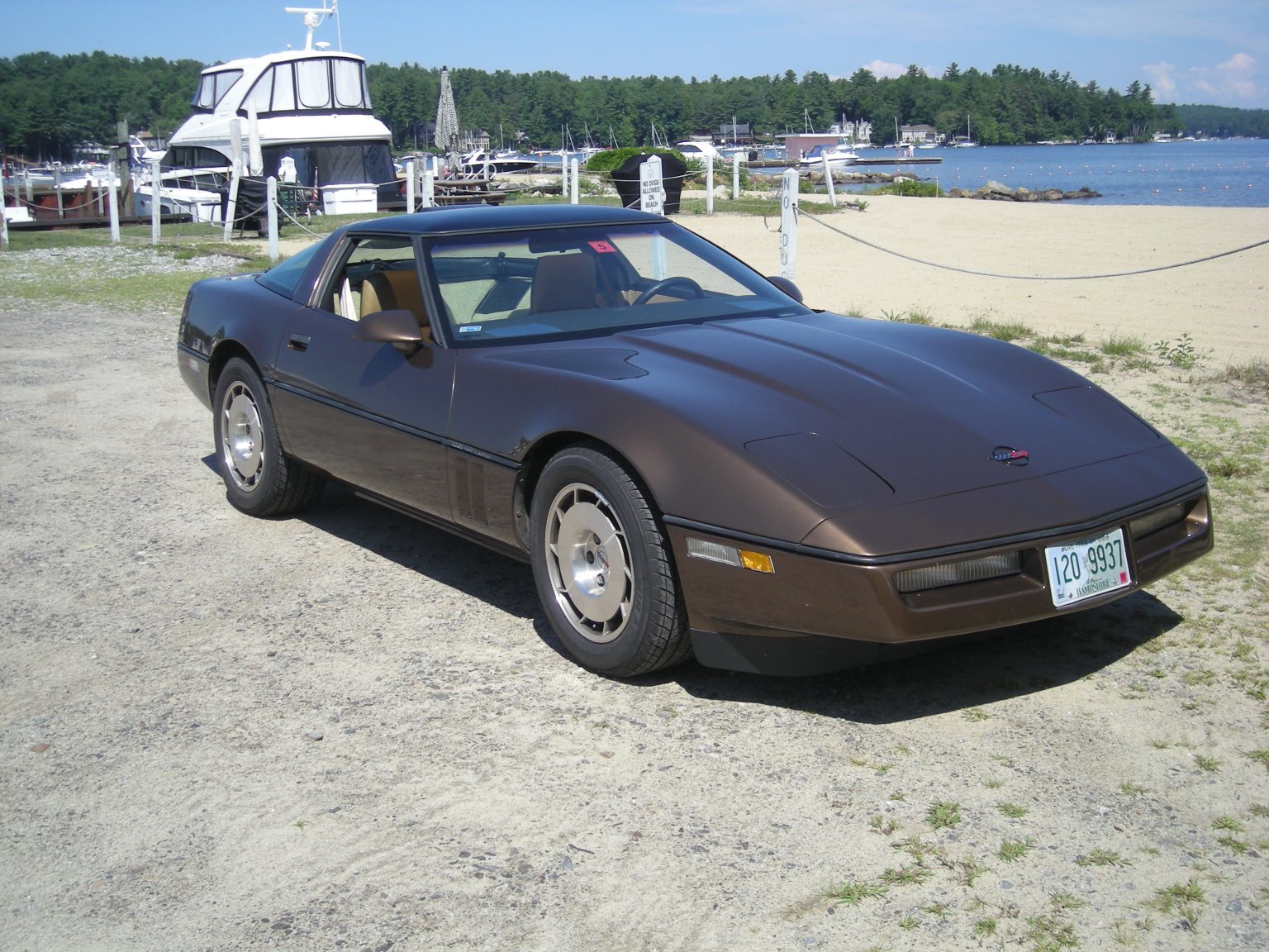 Medium Brown 1986 Chevrolet Corvette