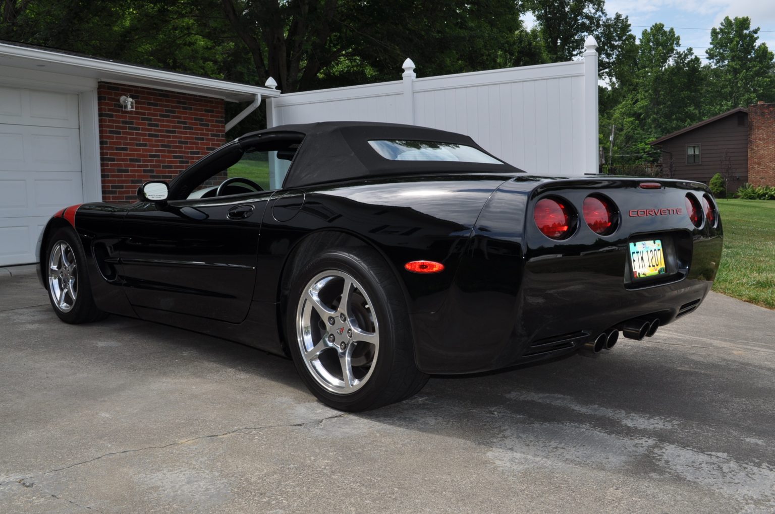 Black 2004 Chevrolet Corvette