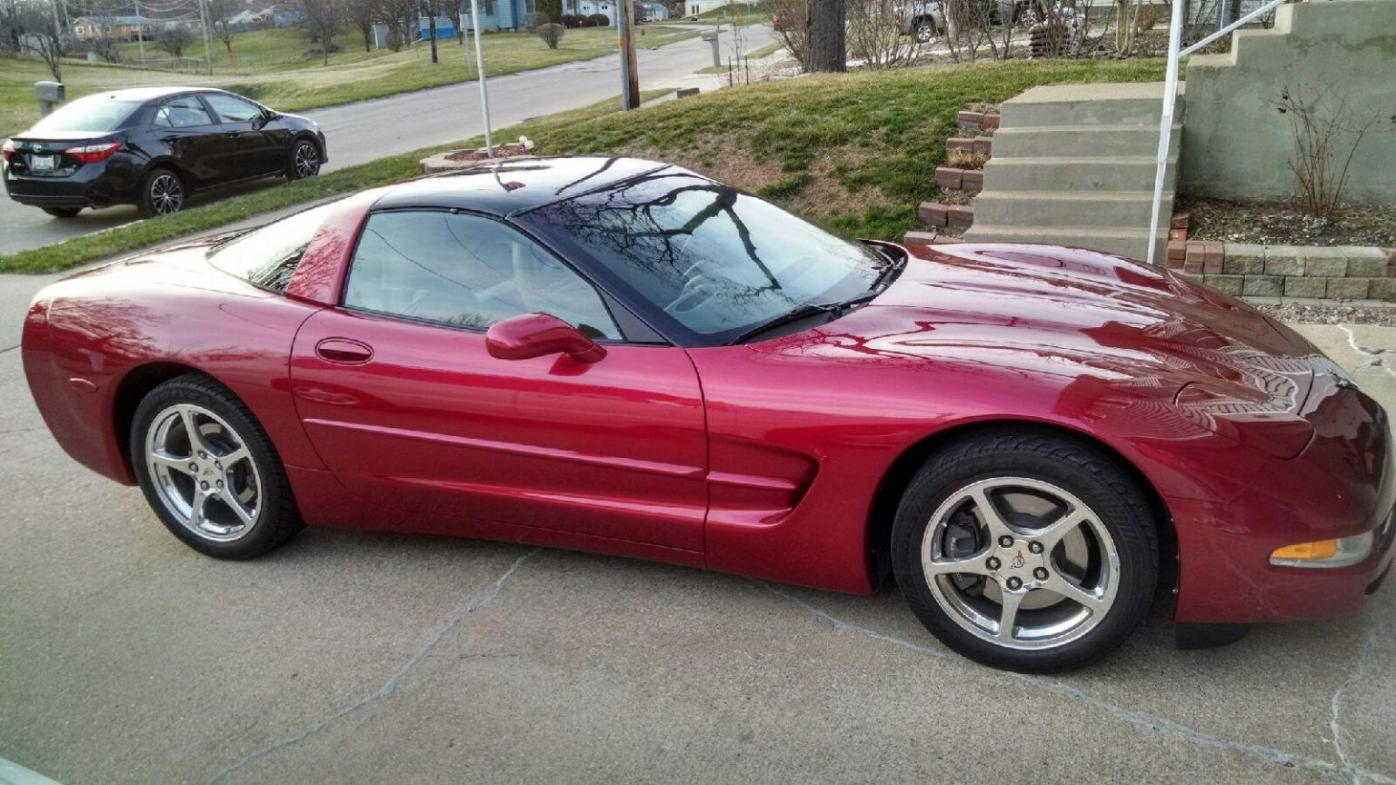 Magnetic Red 2002 Chevrolet Corvette