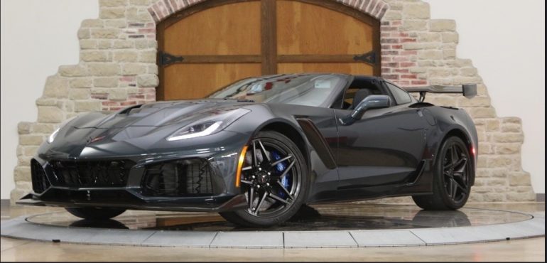 Shadow Gray 2019 Chevrolet Corvette