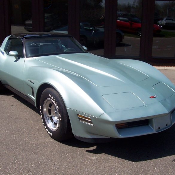 1982 Corvette Colors Archives - CorvSport.com