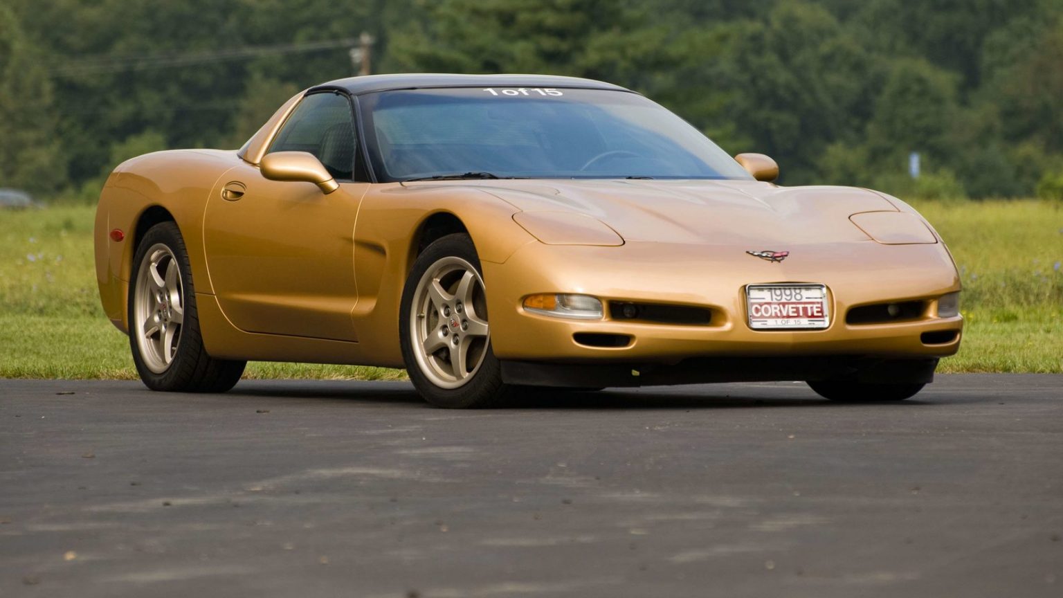 Aztec Gold 1998 Chevrolet Corvette