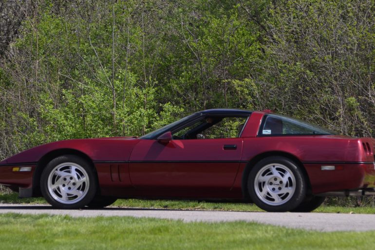 1990 Chevrolet Corvette Research Archives | CorvSport.com
