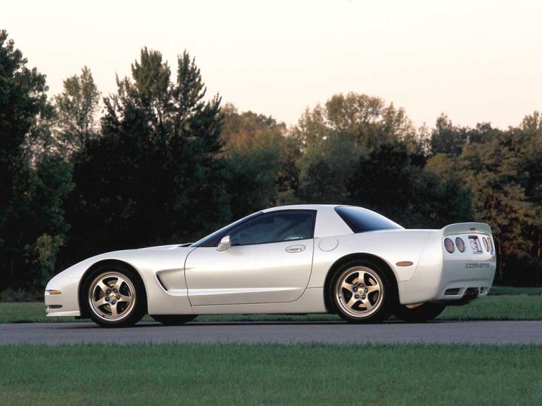 2002 Corvette White Shark Concept