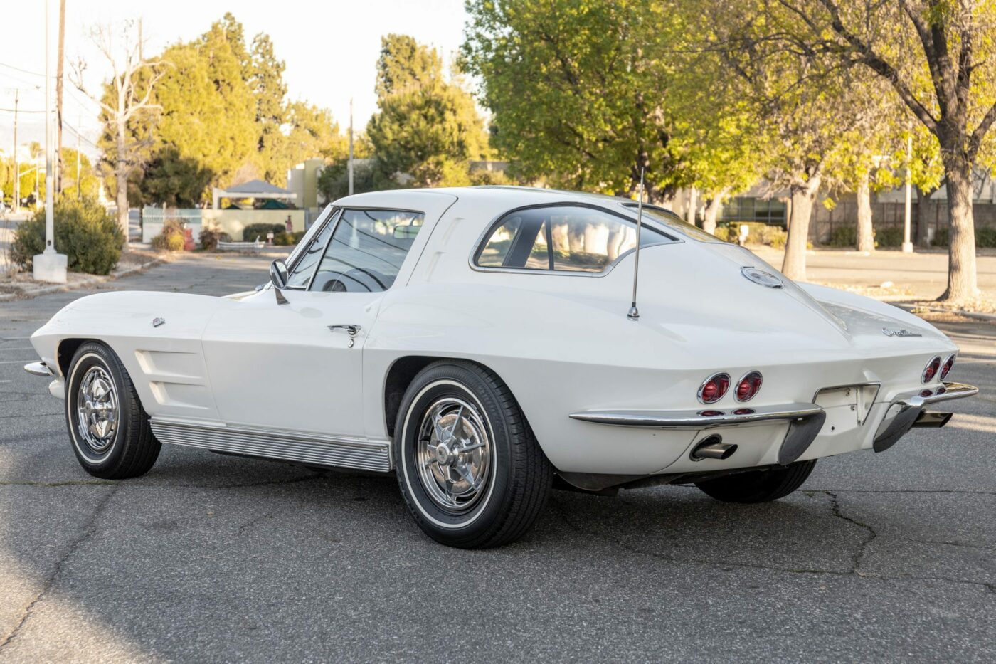 FOR SALE: Rare Split Window 1963 Chevrolet Corvette