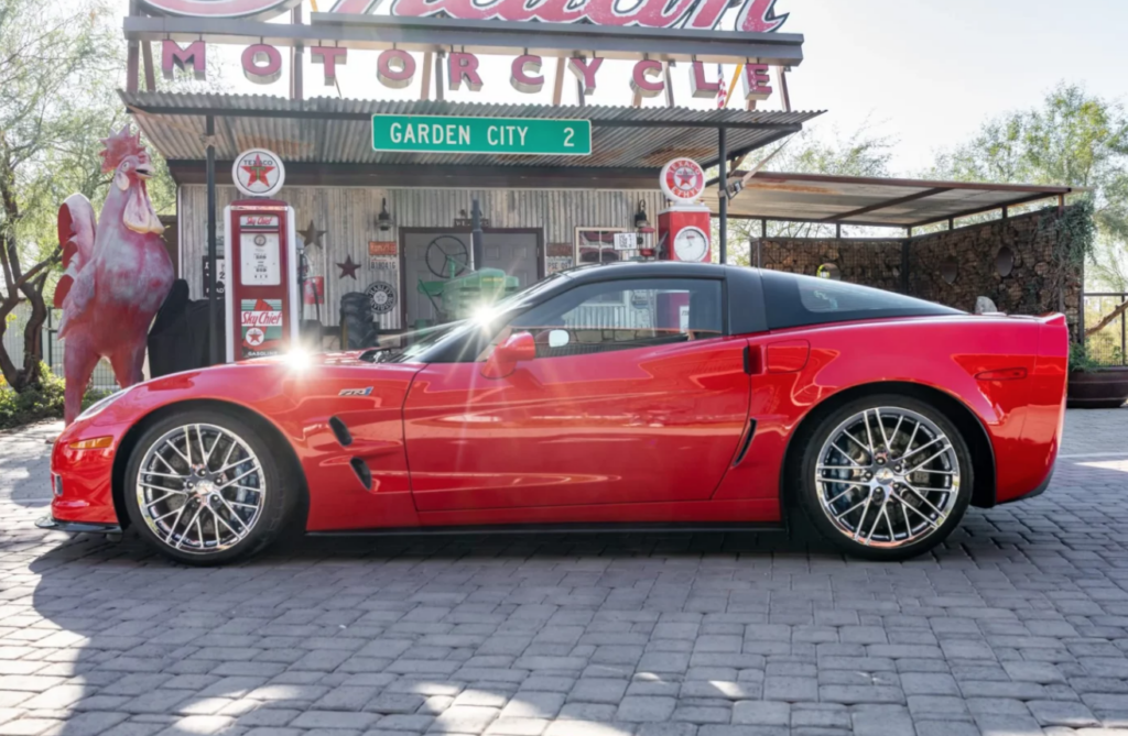 3 Great Corvettes Offered At Bring A Trailer
