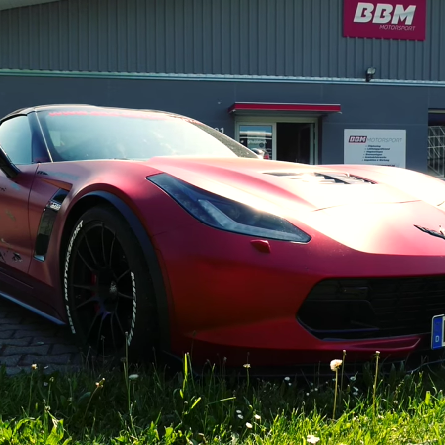 2016 C7 Chevrolet Corvette Z06 Beats A BMW & Dodge Challenger Hellcat ...