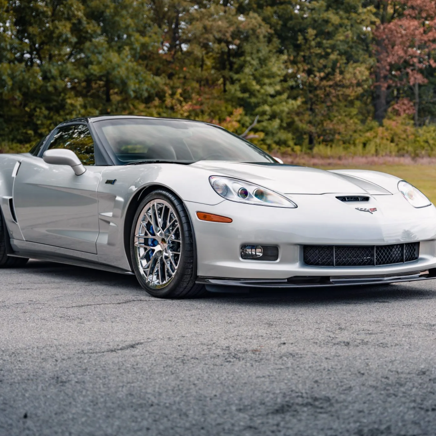 2009 Chevrolet Corvette Guide: Specs, Photos, Colors, Options, & More