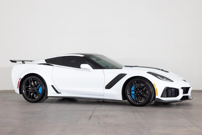 2019 Chevrolet Corvette Guide: Specs, Photos, Colors, Options, & More