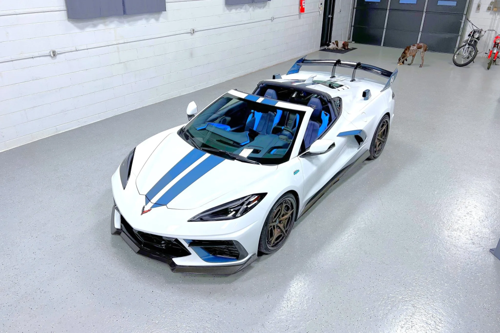 2022 C8 Chevrolet Corvette: Image Gallery & Pictures