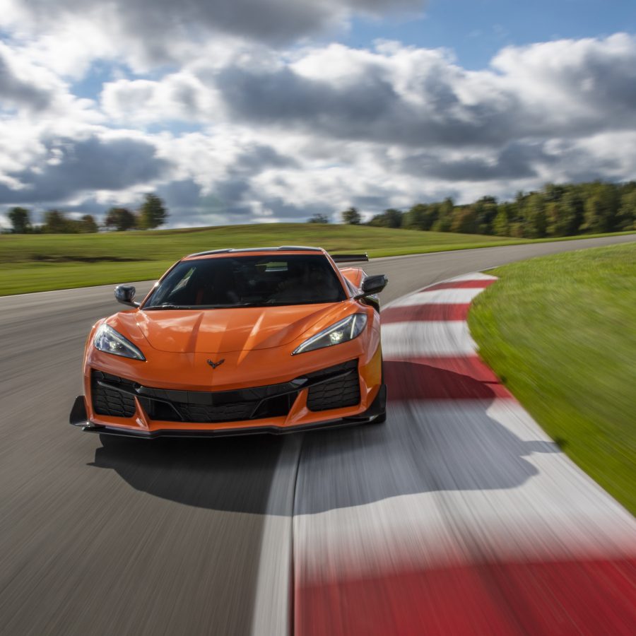 Free Corvette Wallpapers for Your Computer & Smartphone